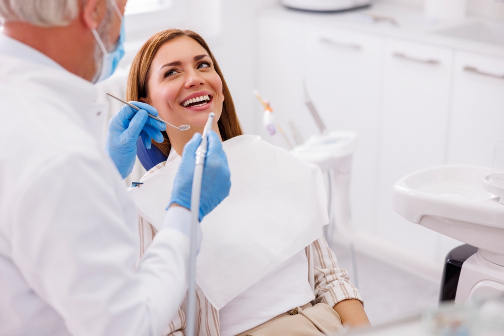 How Tooth Fillings Work and Which Is Better: Tooth-Coloured or Metal?